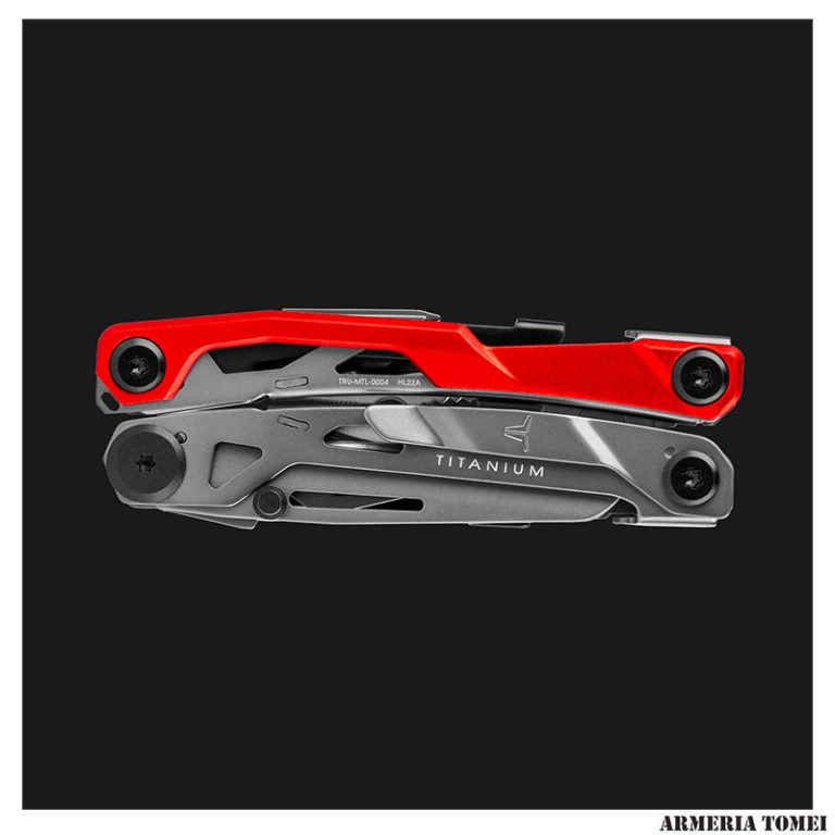 TRUE UTILITY – TITANIUM POCKET MULTI TOOL | Armeria Tomei